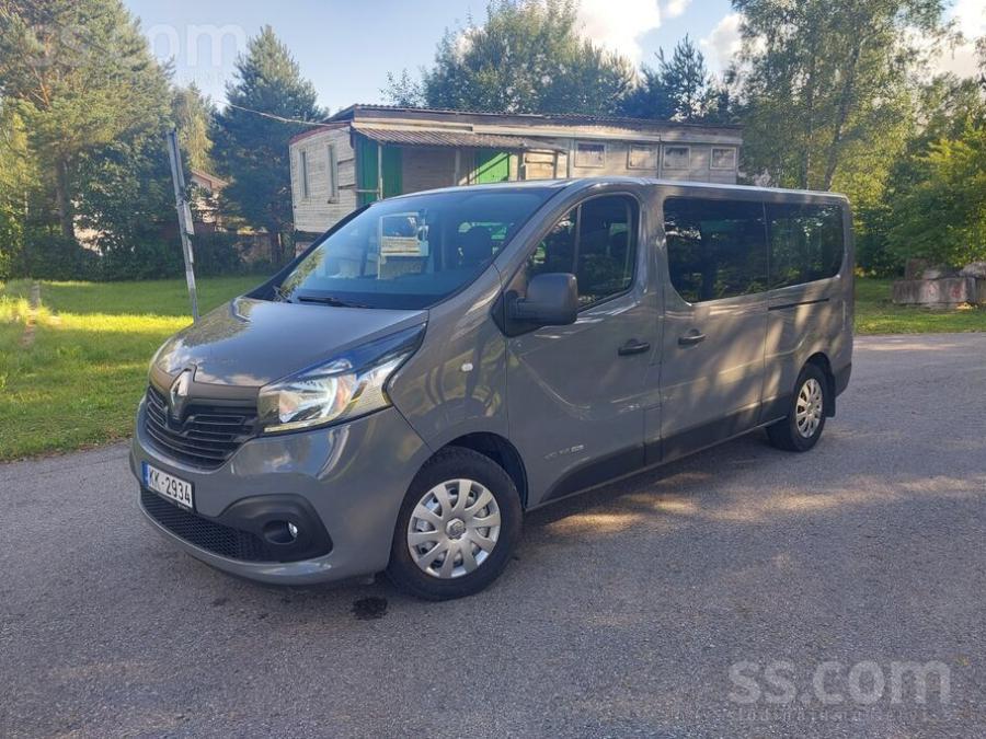 Grey Renault Trafic 2016 in Riga, with an engine capacity of 1.60 L and mileage of 223 thousand km for 12000 €, photo 1 on AUTOMOTO.COM.LV