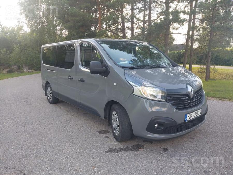 Grey Renault Trafic 2016 in Riga, with an engine capacity of 1.60 L and mileage of 223 thousand km for 12000 €, photo 8 on AUTOMOTO.COM.LV