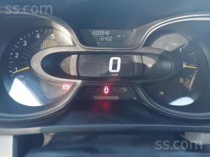 Grey Renault Trafic 2016 in Riga, with an engine capacity of 1.60 L and mileage of 223 thousand km for 12000 €, photo 10 on AUTOMOTO.COM.LV