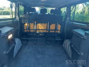 Grey Renault Trafic 2016 in Riga, with an engine capacity of 1.60 L and mileage of 223 thousand km for 12000 €, photo 13 on AUTOMOTO.COM.LV