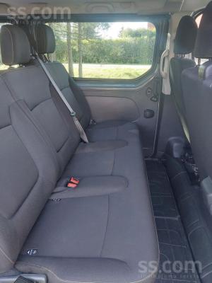 Grey Renault Trafic 2016 in Riga, with an engine capacity of 1.60 L and mileage of 223 thousand km for 12000 €, photo 17 on AUTOMOTO.COM.LV