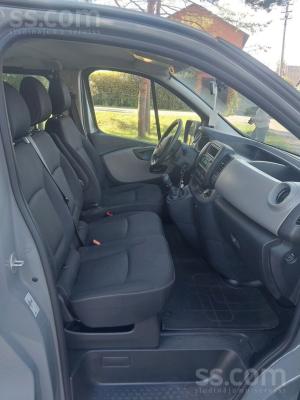 Grey Renault Trafic 2016 in Riga, with an engine capacity of 1.60 L and mileage of 223 thousand km for 12000 €, photo 19 on AUTOMOTO.COM.LV