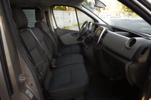 Grey Renault Trafic 2016 in Jelgava, with an engine capacity of 1.60 L and mileage of 196 thousand km for 9000 €, photo 8 on AUTOMOTO.COM.LV