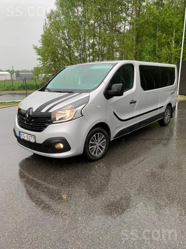 Grey Renault Trafic 2016 in Jelgava, with an engine capacity of 1.60 L and mileage of 307 thousand km for 10700 €, photo 1 on AUTOMOTO.COM.LV