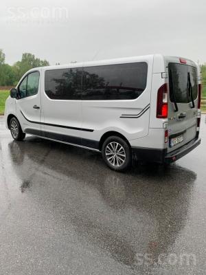 Grey Renault Trafic 2016 in Jelgava, with an engine capacity of 1.60 L and mileage of 307 thousand km for 10700 €, photo 3 on AUTOMOTO.COM.LV