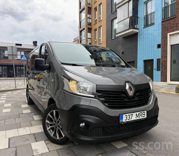 Grey Renault Trafic 2016 in Tallinn, with an engine capacity of 1.60 L and mileage of 264 thousand km for 10999 €, photo 4 on AUTOMOTO.COM.LV