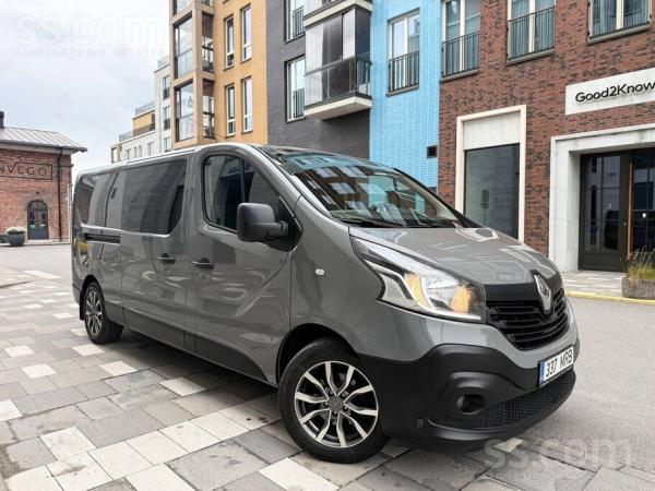 Grey Renault Trafic 2016 in Tallinn, with an engine capacity of 1.60 L and mileage of 264 thousand km for 10999 €, photo 5 on AUTOMOTO.COM.LV