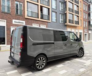 Grey Renault Trafic 2016 in Tallinn, with an engine capacity of 1.60 L and mileage of 264 thousand km for 10999 €, photo 13 on AUTOMOTO.COM.LV