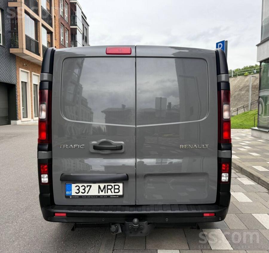 Grey Renault Trafic 2016 in Tallinn, with an engine capacity of 1.60 L and mileage of 264 thousand km for 10999 €, photo 14 on AUTOMOTO.COM.LV
