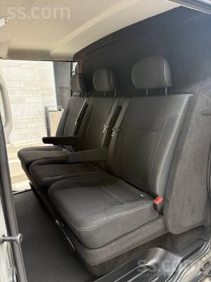 Grey Renault Trafic 2016 in Tallinn, with an engine capacity of 1.60 L and mileage of 264 thousand km for 10999 €, photo 19 on AUTOMOTO.COM.LV