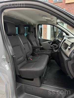 Grey Renault Trafic 2016 in Tallinn, with an engine capacity of 1.60 L and mileage of 264 thousand km for 10999 €, photo 22 on AUTOMOTO.COM.LV