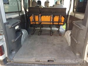 Grey Renault Trafic 2016 in Riga, with an engine capacity of 1.60 L and mileage of 191 thousand km for 7999 €, photo 13 on AUTOMOTO.COM.LV