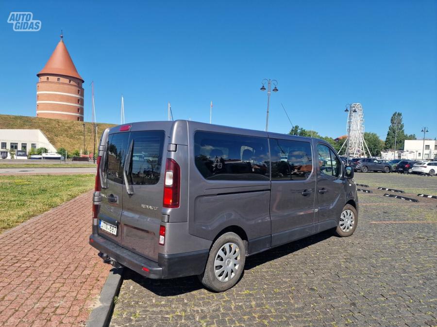 Grey Renault Trafic 2017 in Klaipeda, with an engine capacity of 1.60 L and mileage of 270 thousand km for 11200 €, photo 5 on AUTOMOTO.COM.LV