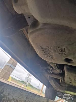 Grey Renault Trafic 2017 in Klaipeda, with an engine capacity of 1.60 L and mileage of 270 thousand km for 11200 €, photo 12 on AUTOMOTO.COM.LV