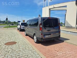 Pelēks Renault Trafic 2018 Daugavpils, ar dzinēja tilpumu 1.60 L un nobraukumu 51 tūkst. km par 29888 €, foto 3 vietnē AUTOMOTO.COM.LV