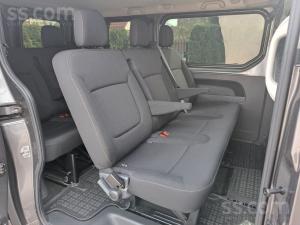 Pelēks Renault Trafic 2018 Daugavpils, ar dzinēja tilpumu 1.60 L un nobraukumu 51 tūkst. km par 29888 €, foto 17 vietnē AUTOMOTO.COM.LV