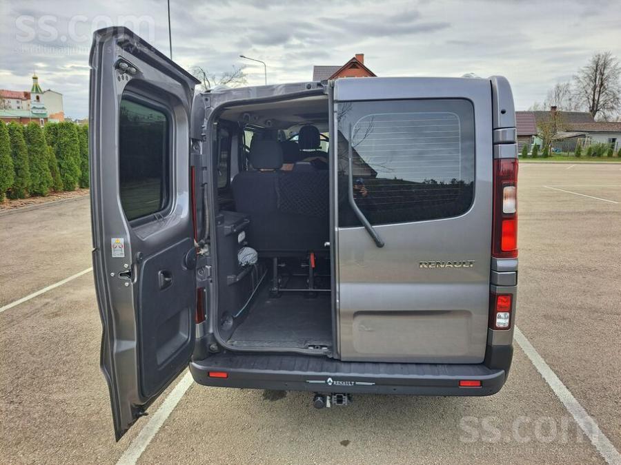 Pelēks Renault Trafic 2018 Daugavpils, ar dzinēja tilpumu 1.60 L un nobraukumu 51 tūkst. km par 29888 €, foto 26 vietnē AUTOMOTO.COM.LV