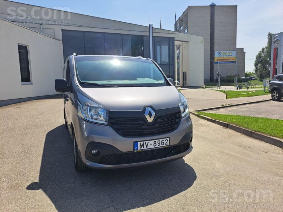 Pelēks Renault Trafic 2018 Daugavpils, ar dzinēja tilpumu 1.60 L un nobraukumu 51 tūkst. km par 29888 €, foto 32 vietnē AUTOMOTO.COM.LV