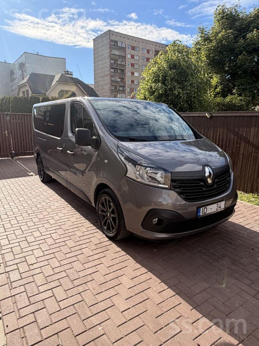 Pelēks Renault Trafic 2019 Liepāja, ar dzinēja tilpumu 1.60 L un nobraukumu 260 tūkst. km par 11950 €, foto 1 vietnē AUTOMOTO.COM.LV