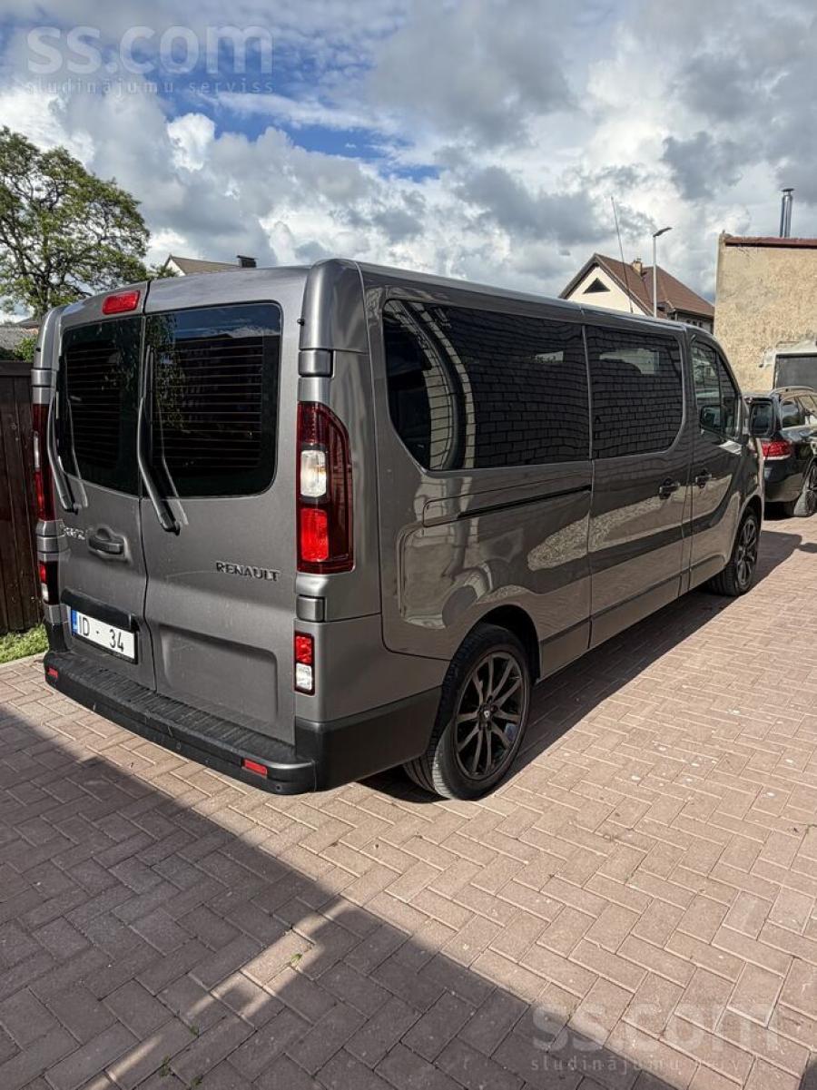 Pelēks Renault Trafic 2019 Liepāja, ar dzinēja tilpumu 1.60 L un nobraukumu 260 tūkst. km par 11950 €, foto 4 vietnē AUTOMOTO.COM.LV