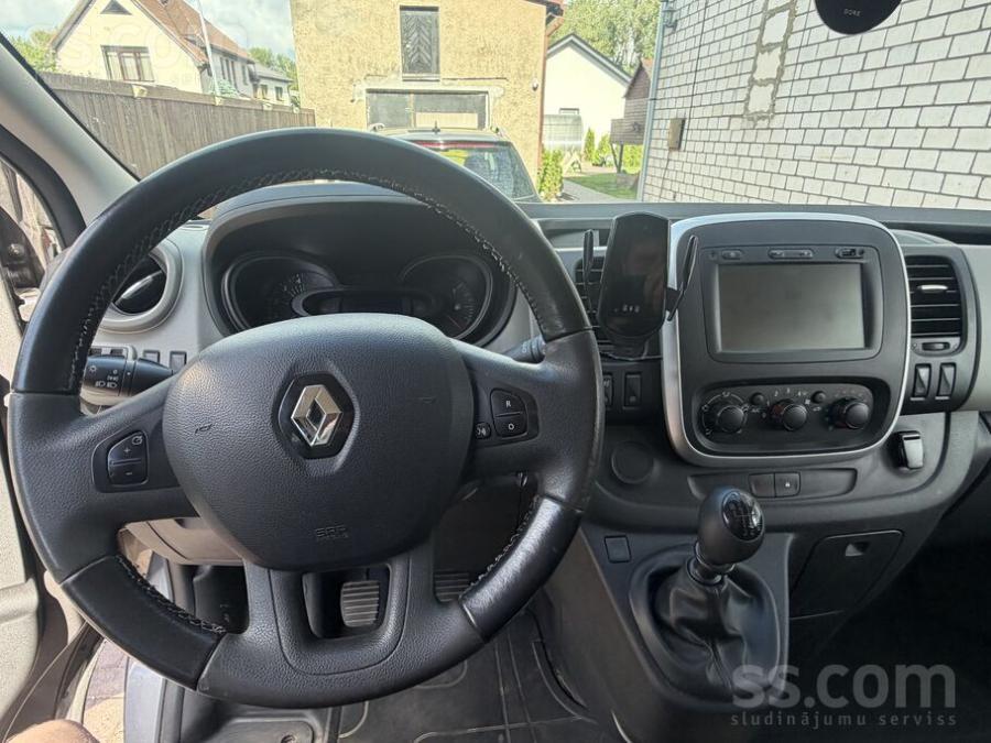 Pelēks Renault Trafic 2019 Liepāja, ar dzinēja tilpumu 1.60 L un nobraukumu 260 tūkst. km par 11950 €, foto 7 vietnē AUTOMOTO.COM.LV