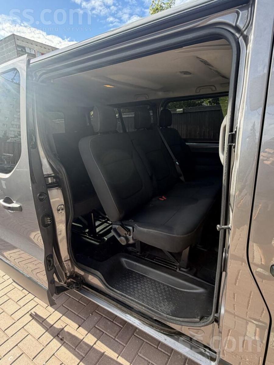 Pelēks Renault Trafic 2019 Liepāja, ar dzinēja tilpumu 1.60 L un nobraukumu 260 tūkst. km par 11950 €, foto 8 vietnē AUTOMOTO.COM.LV