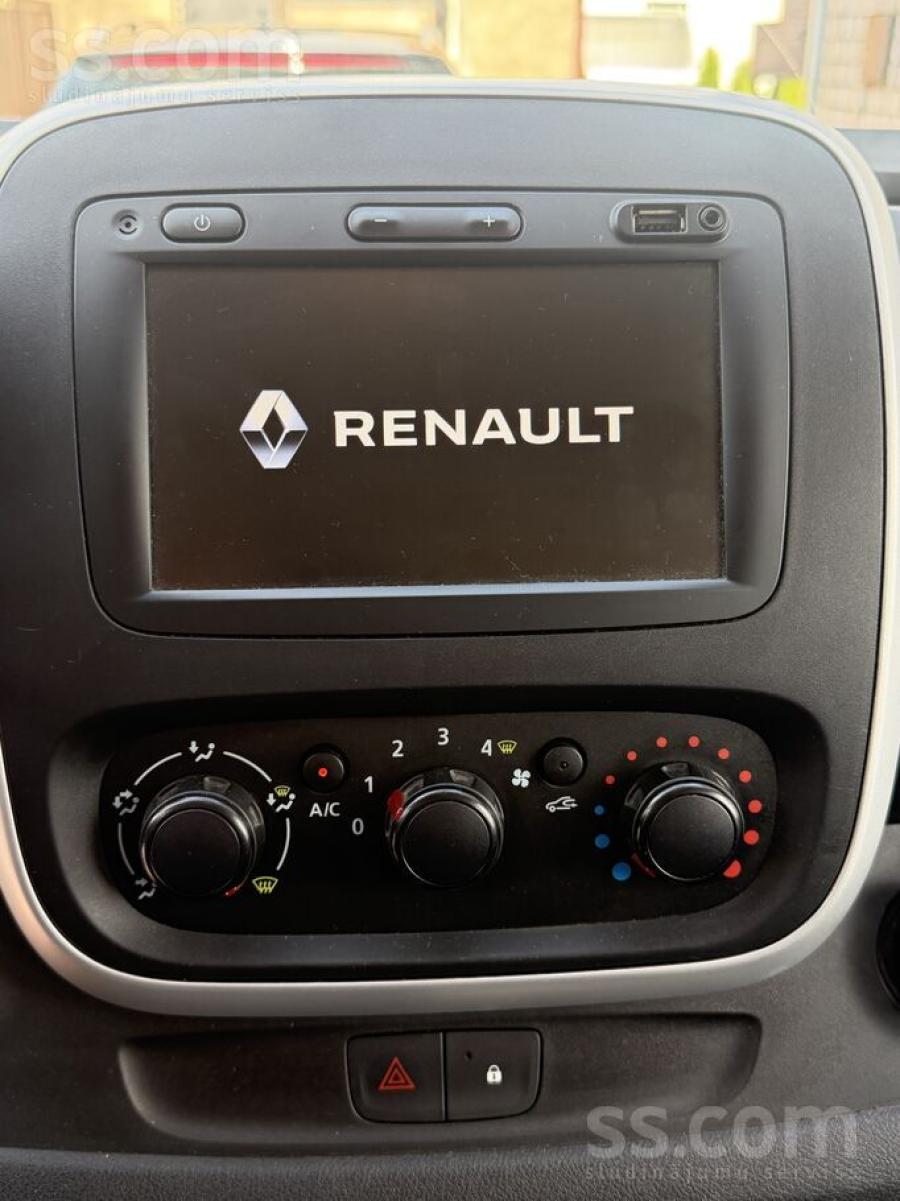 Pelēks Renault Trafic 2019 Liepāja, ar dzinēja tilpumu 1.60 L un nobraukumu 260 tūkst. km par 11950 €, foto 15 vietnē AUTOMOTO.COM.LV