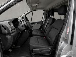 Grey Renault Trafic 2019 in Riga, with an engine capacity of 1.60 L and mileage of 168 thousand km for 17490 €, photo 10 on AUTOMOTO.COM.LV