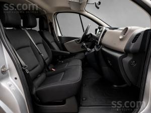 Grey Renault Trafic 2019 in Riga, with an engine capacity of 1.60 L and mileage of 168 thousand km for 17490 €, photo 18 on AUTOMOTO.COM.LV
