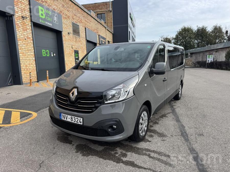 Grey Renault Trafic 2019 in Riga, with an engine capacity of 1.60 L and mileage of 275 thousand km for 11000 €, photo 1 on AUTOMOTO.COM.LV