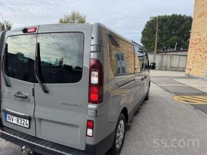 Grey Renault Trafic 2019 in Riga, with an engine capacity of 1.60 L and mileage of 275 thousand km for 11000 €, photo 4 on AUTOMOTO.COM.LV
