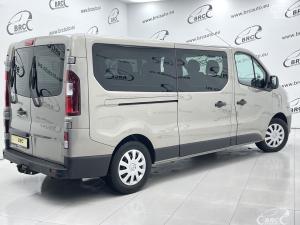 Pelēks Renault Trafic 2020 Avižieniai, ar dzinēja tilpumu 2.00 L un nobraukumu 243 tūkst. km par 19900 €, foto 2 vietnē AUTOMOTO.COM.LV