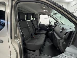 Pelēks Renault Trafic 2020 Avižieniai, ar dzinēja tilpumu 2.00 L un nobraukumu 243 tūkst. km par 19200 €, foto 6 vietnē AUTOMOTO.COM.LV