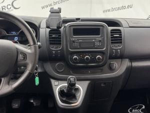 Pelēks Renault Trafic 2020 Avižieniai, ar dzinēja tilpumu 2.00 L un nobraukumu 243 tūkst. km par 19200 €, foto 13 vietnē AUTOMOTO.COM.LV