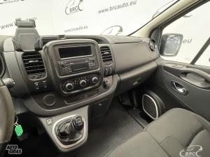 Pelēks Renault Trafic 2020 Avižieniai, ar dzinēja tilpumu 2.00 L un nobraukumu 243 tūkst. km par 19200 €, foto 22 vietnē AUTOMOTO.COM.LV
