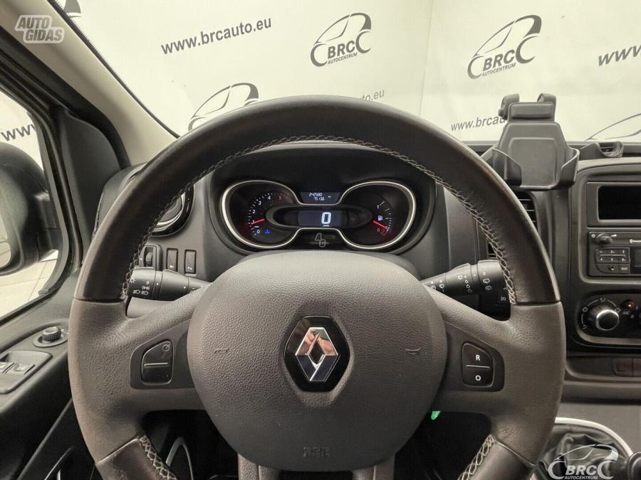 Pelēks Renault Trafic 2020 Avižieniai, ar dzinēja tilpumu 2.00 L un nobraukumu 243 tūkst. km par 19200 €, foto 23 vietnē AUTOMOTO.COM.LV