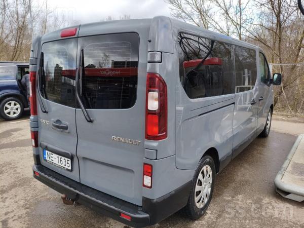 Pelēks Renault Trafic 2020 Daugavpils, ar dzinēja tilpumu 2.00 L un nobraukumu 359 tūkst. km par 19050 €, foto 3 vietnē AUTOMOTO.COM.LV