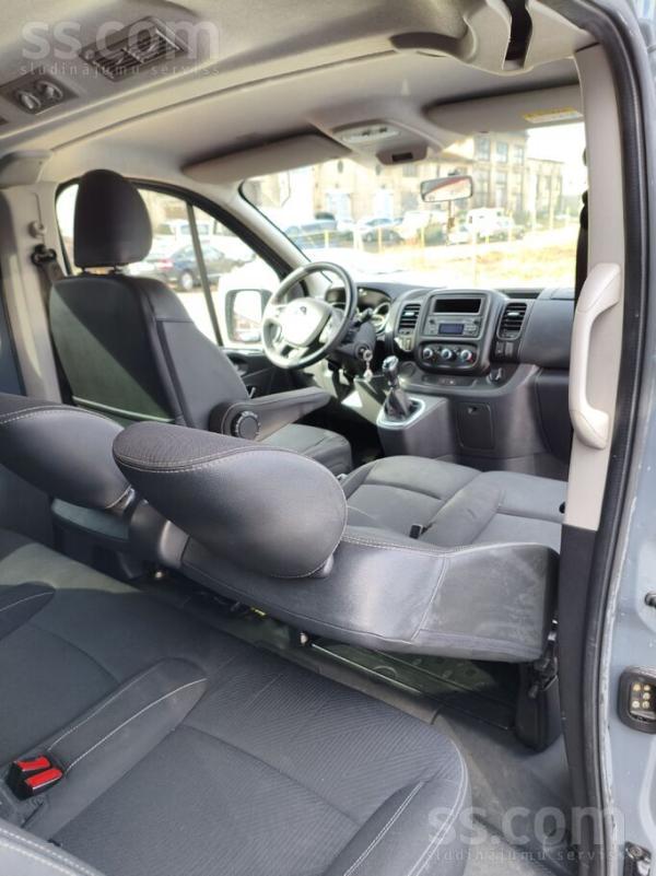 Pelēks Renault Trafic 2020 Daugavpils, ar dzinēja tilpumu 2.00 L un nobraukumu 359 tūkst. km par 19050 €, foto 7 vietnē AUTOMOTO.COM.LV