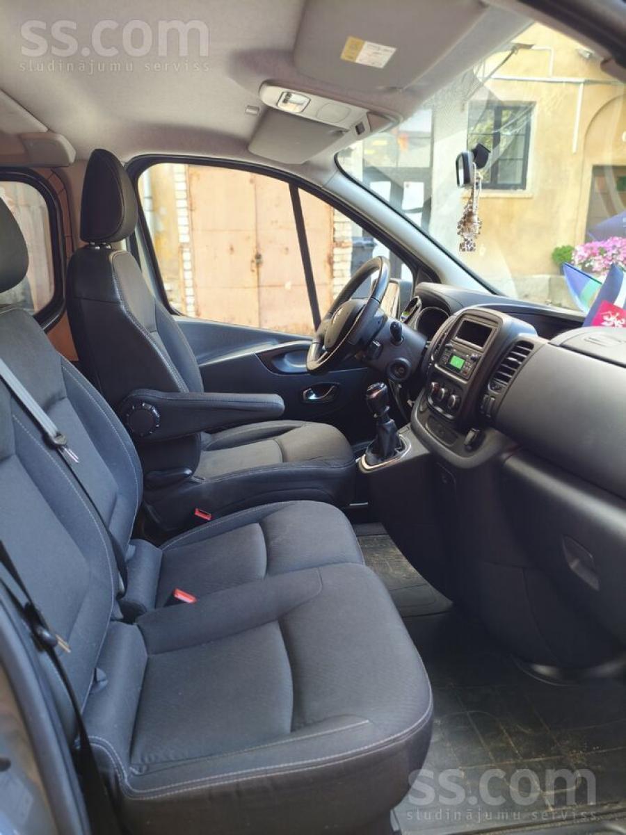Pelēks Renault Trafic 2020 Daugavpils, ar dzinēja tilpumu 2.00 L un nobraukumu 0 tūkst. km par 19800 €, foto 6 vietnē AUTOMOTO.COM.LV