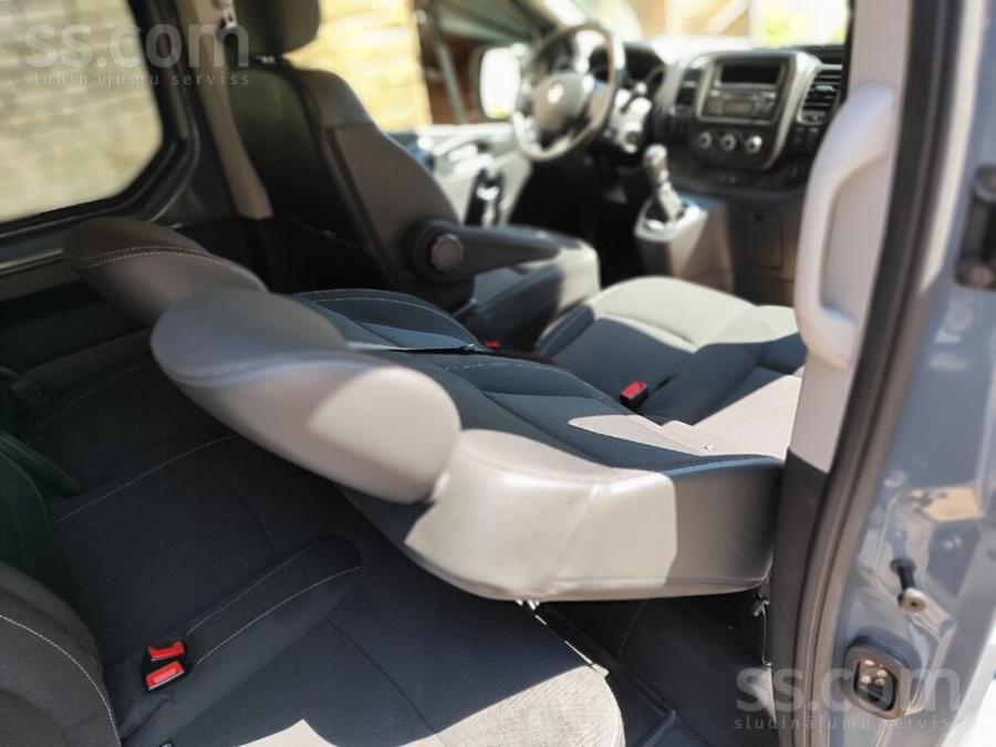 Pelēks Renault Trafic 2020 Daugavpils, ar dzinēja tilpumu 2.00 L un nobraukumu 0 tūkst. km par 19800 €, foto 10 vietnē AUTOMOTO.COM.LV