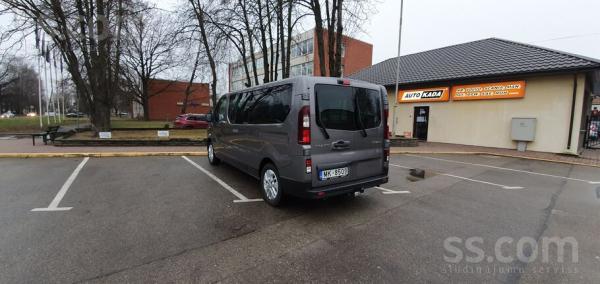 Grey Renault Trafic 2020 in Riga, with an engine capacity of 2.00 L and mileage of 114 thousand km for 27000 €, photo 2 on AUTOMOTO.COM.LV