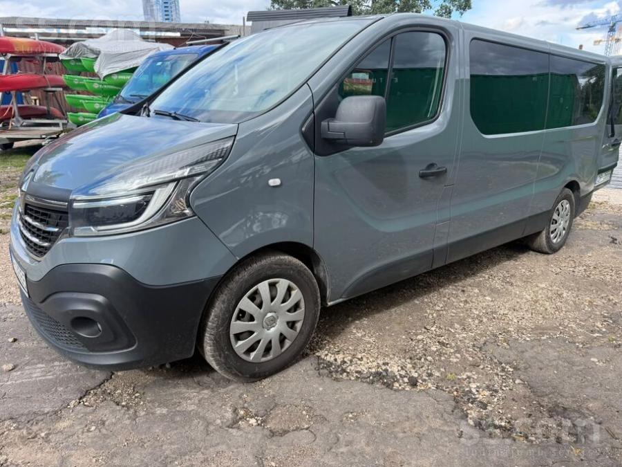 Pelēks Renault Trafic 2020 Rīga, ar dzinēja tilpumu 2.00 L un nobraukumu 216 tūkst. km par 20700 €, foto 5 vietnē AUTOMOTO.COM.LV