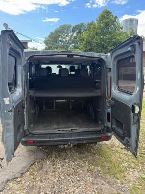Pelēks Renault Trafic 2020 Rīga, ar dzinēja tilpumu 2.00 L un nobraukumu 216 tūkst. km par 20700 €, foto 7 vietnē AUTOMOTO.COM.LV