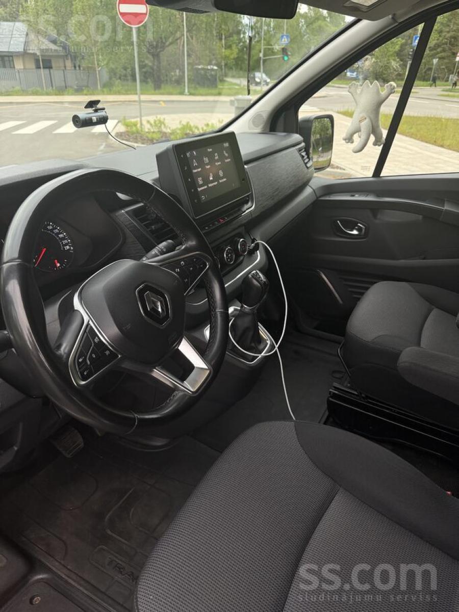 Pelēks Renault Trafic 2022 Rīga, ar dzinēja tilpumu 2.00 L un nobraukumu 128 tūkst. km par 26600 €, foto 6 vietnē AUTOMOTO.COM.LV