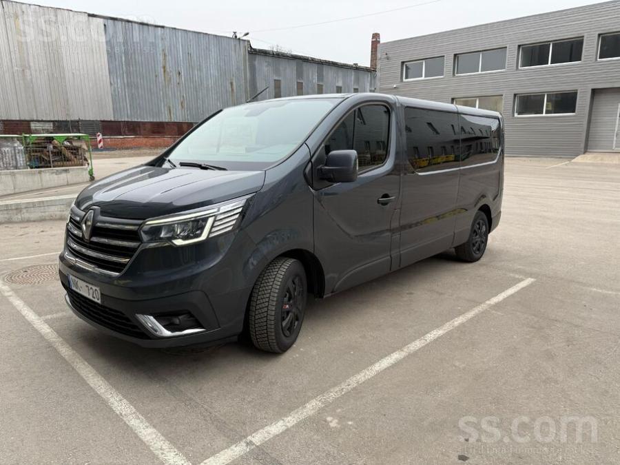 Pelēks Renault Trafic 2023 Rīga, ar dzinēja tilpumu 2.00 L un nobraukumu 675 tūkst. km par 18000 €, foto 1 vietnē AUTOMOTO.COM.LV