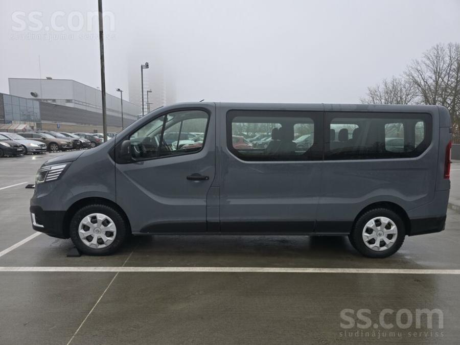 Pelēks Renault Trafic 2023 Rīga, ar dzinēja tilpumu 2.00 L un nobraukumu 37 tūkst. km par 32500 €, foto 2 vietnē AUTOMOTO.COM.LV