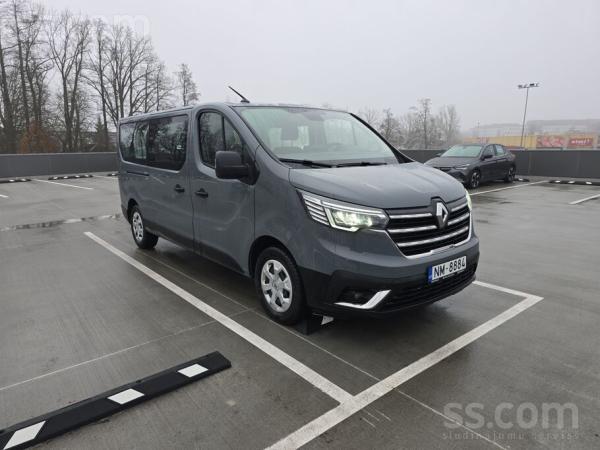 Grey Renault Trafic 2023 in Riga, with an engine capacity of 2.00 L and mileage of 37 thousand km for 32500 €, photo 6 on AUTOMOTO.COM.LV