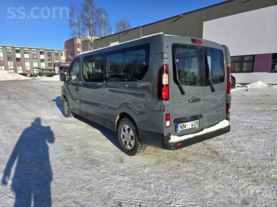 Pelēks Renault Trafic 2023 Rīga, ar dzinēja tilpumu 2.00 L un nobraukumu 50 tūkst. km par 31500 €, foto 3 vietnē AUTOMOTO.COM.LV