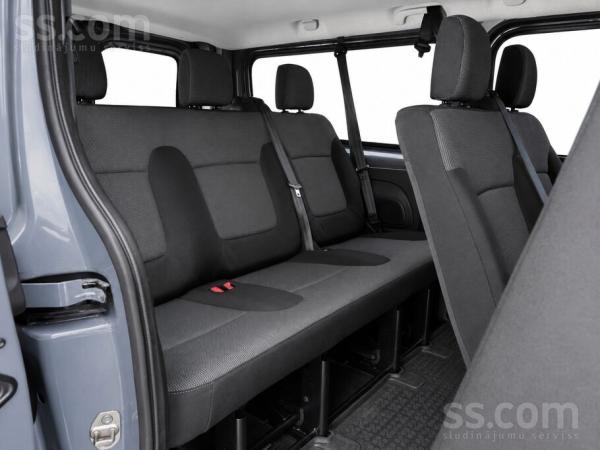 Grey Renault Trafic 2023 in Riga, with an engine capacity of 2.00 L and mileage of 58 thousand km for 28970 €, photo 9 on AUTOMOTO.COM.LV