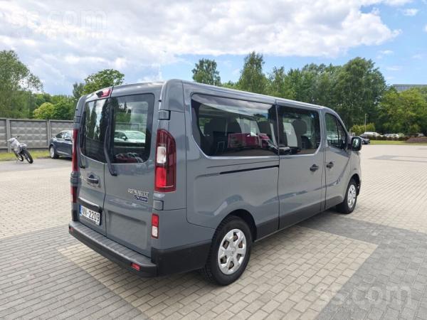 Pelēks Renault Trafic 2023 Rīga, ar dzinēja tilpumu 2.00 L un nobraukumu 51 tūkst. km par 31500 €, foto 5 vietnē AUTOMOTO.COM.LV